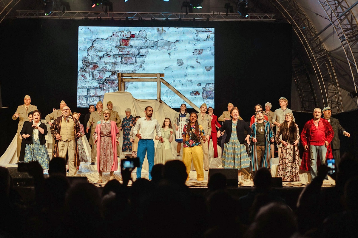 BUGA 23: Erfolgreiche Premiere des Joy Fleming Musicals – Region im Blick